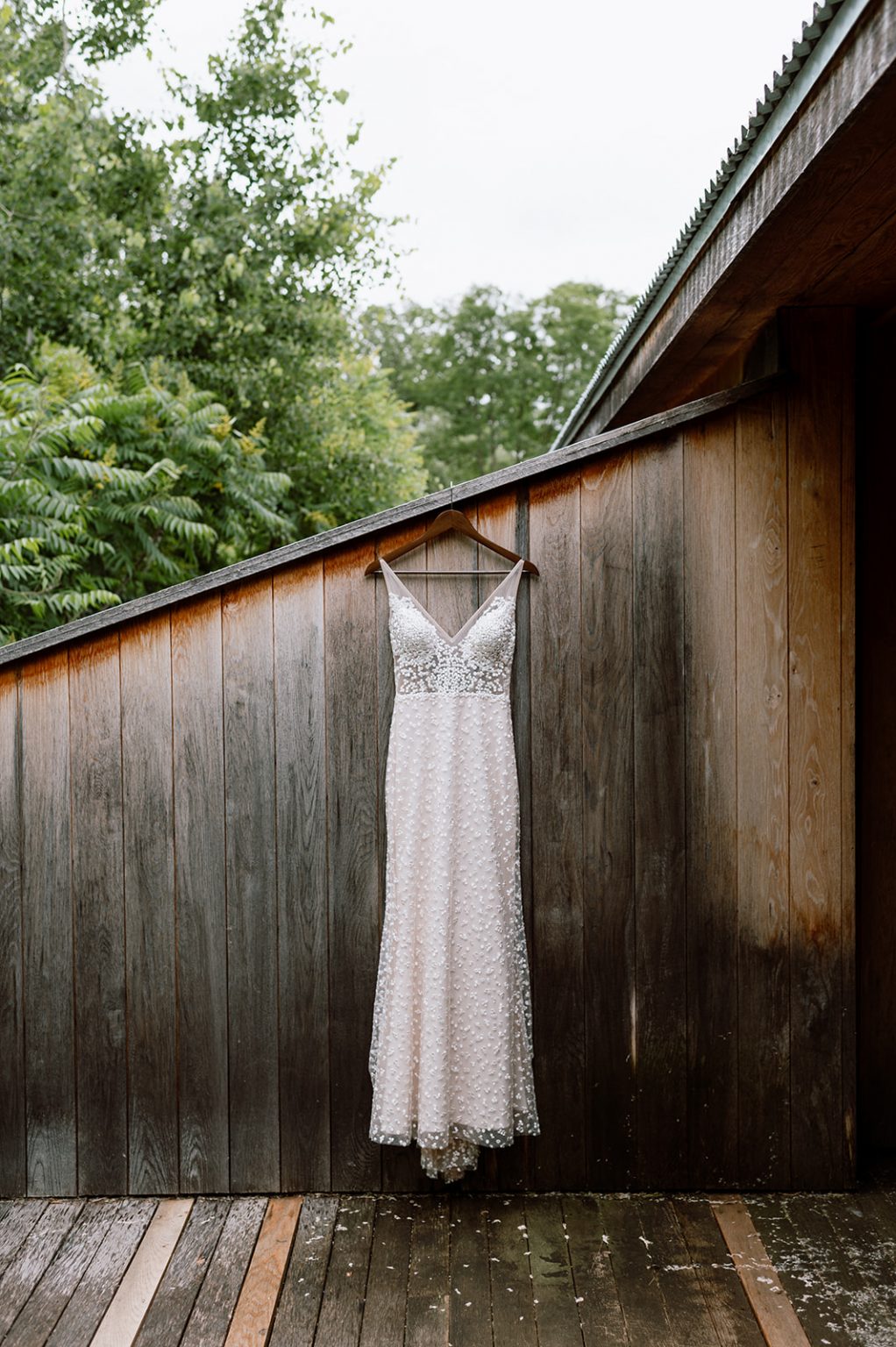 TOURISTS Welcome Intimate Wedding in the Berkshires | Christian & Jeff ...